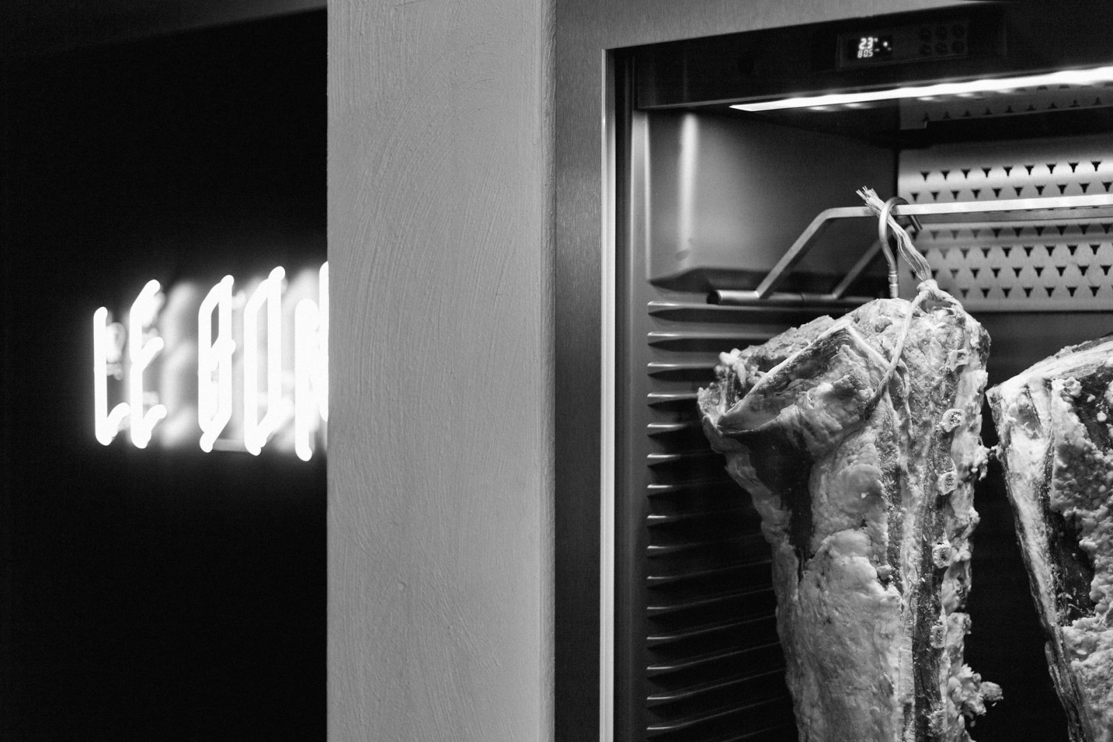 LeBonBon — FORMAAT